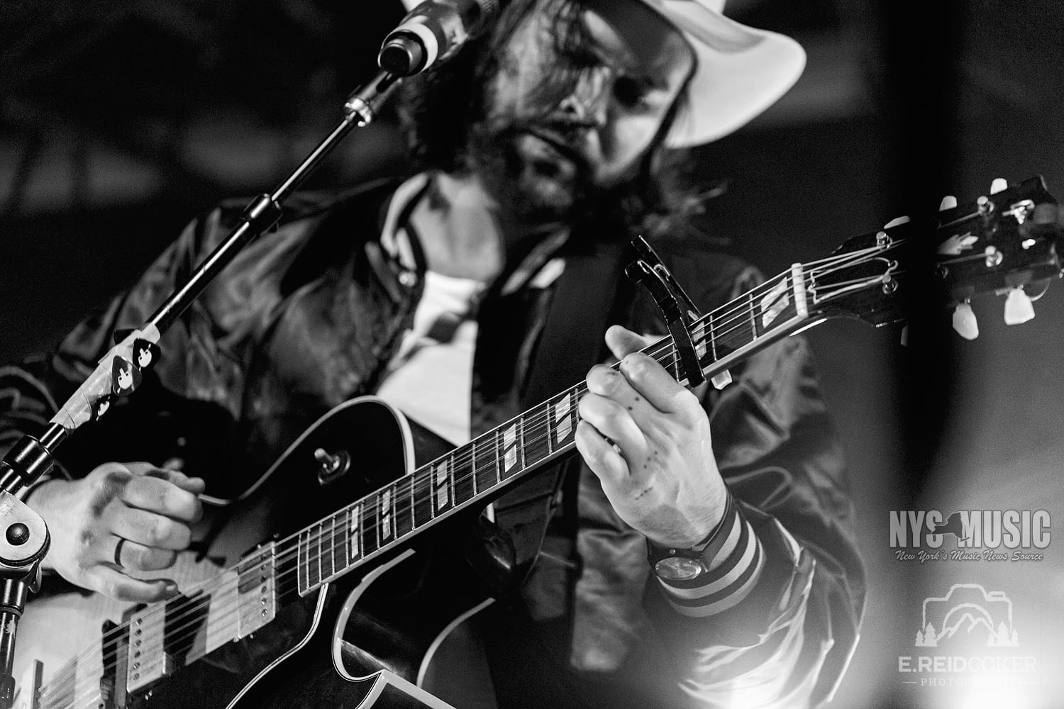 In Focus: Shakey Graves With Illiterate Light