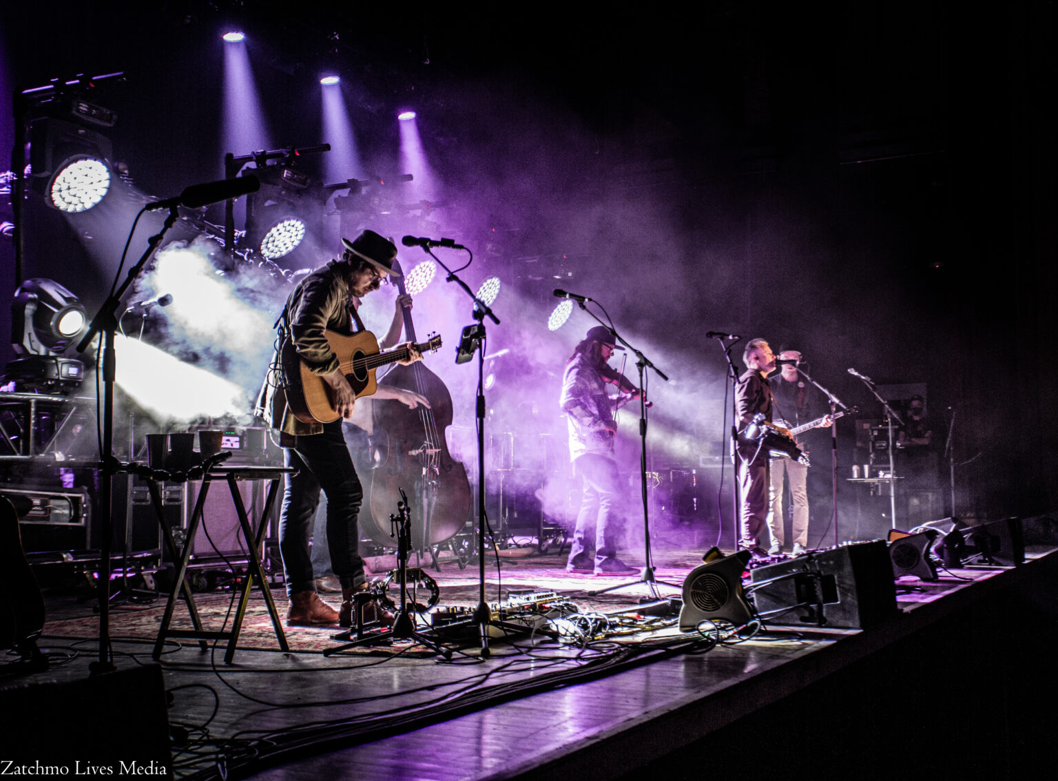 Infamous Stringdusters release a new single ahead of their new m