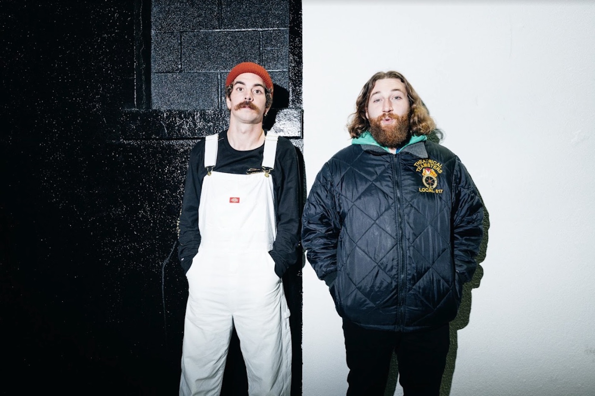 Locations Drop Bouncy Single "Moves"