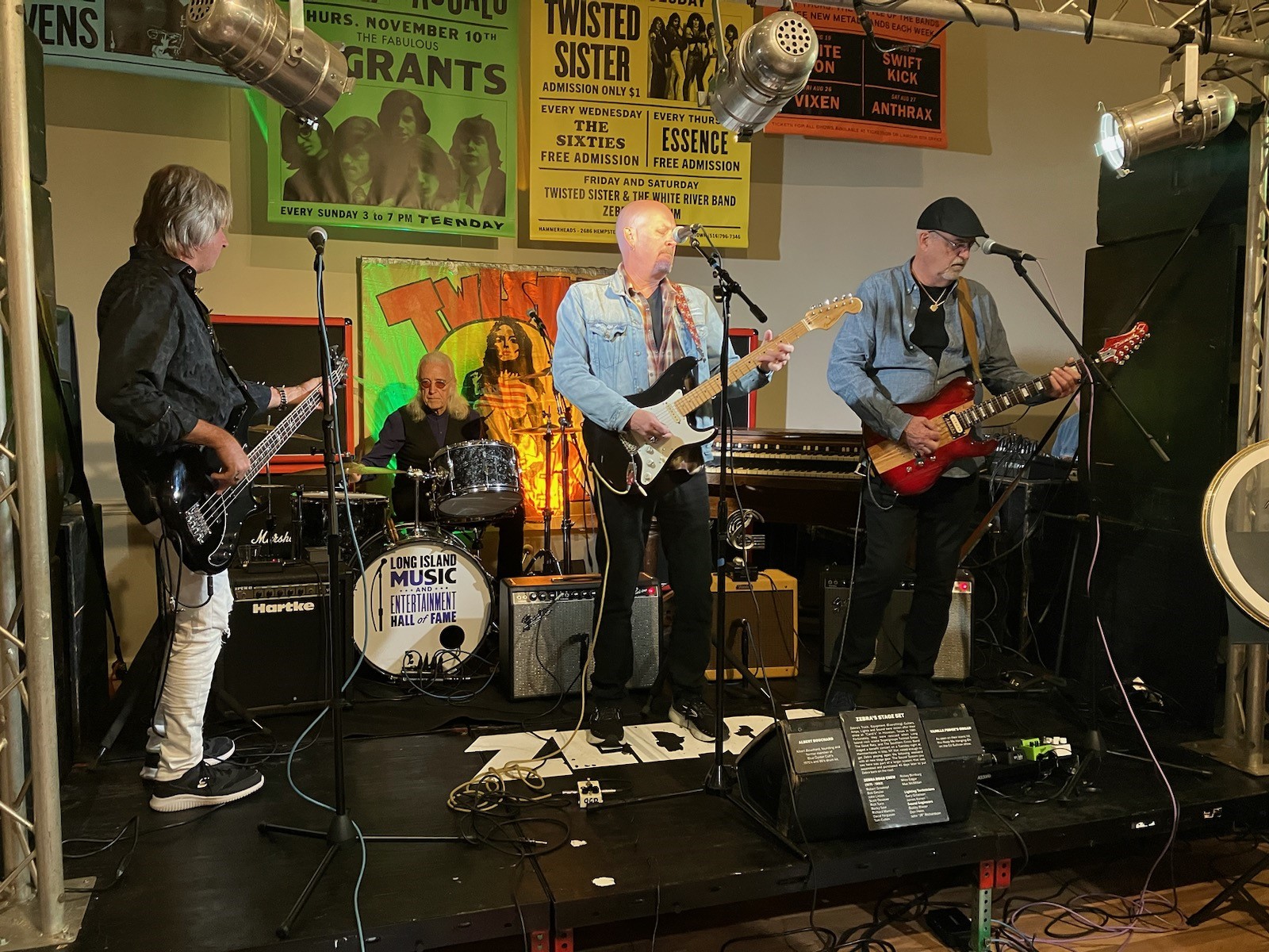 Roger Earl Inducted Into the Long Island Music and Entertainment Hall ...