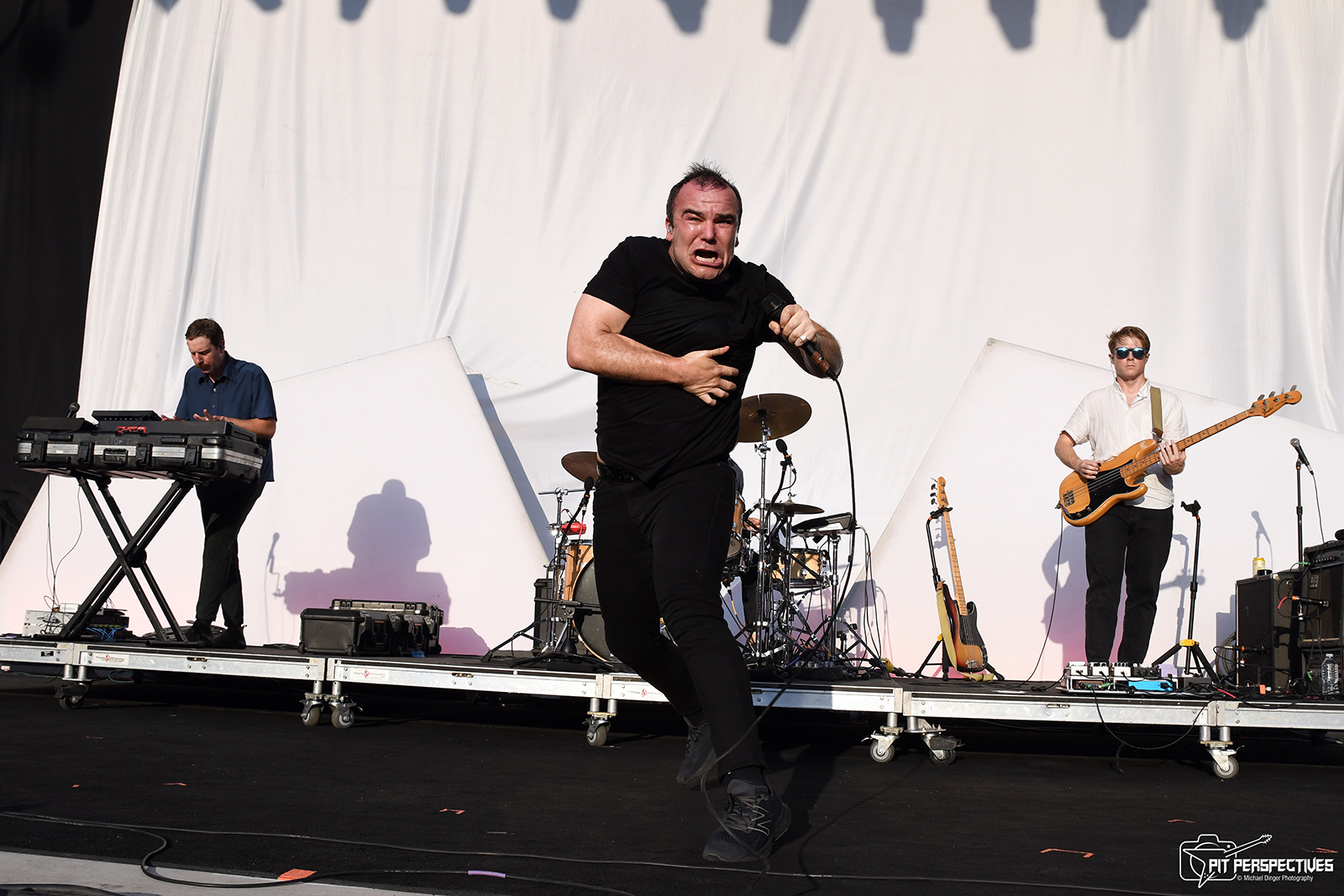 Weezer’s Indie Rock Road Trip Makes Pit Stop At Forest Hills Stadium