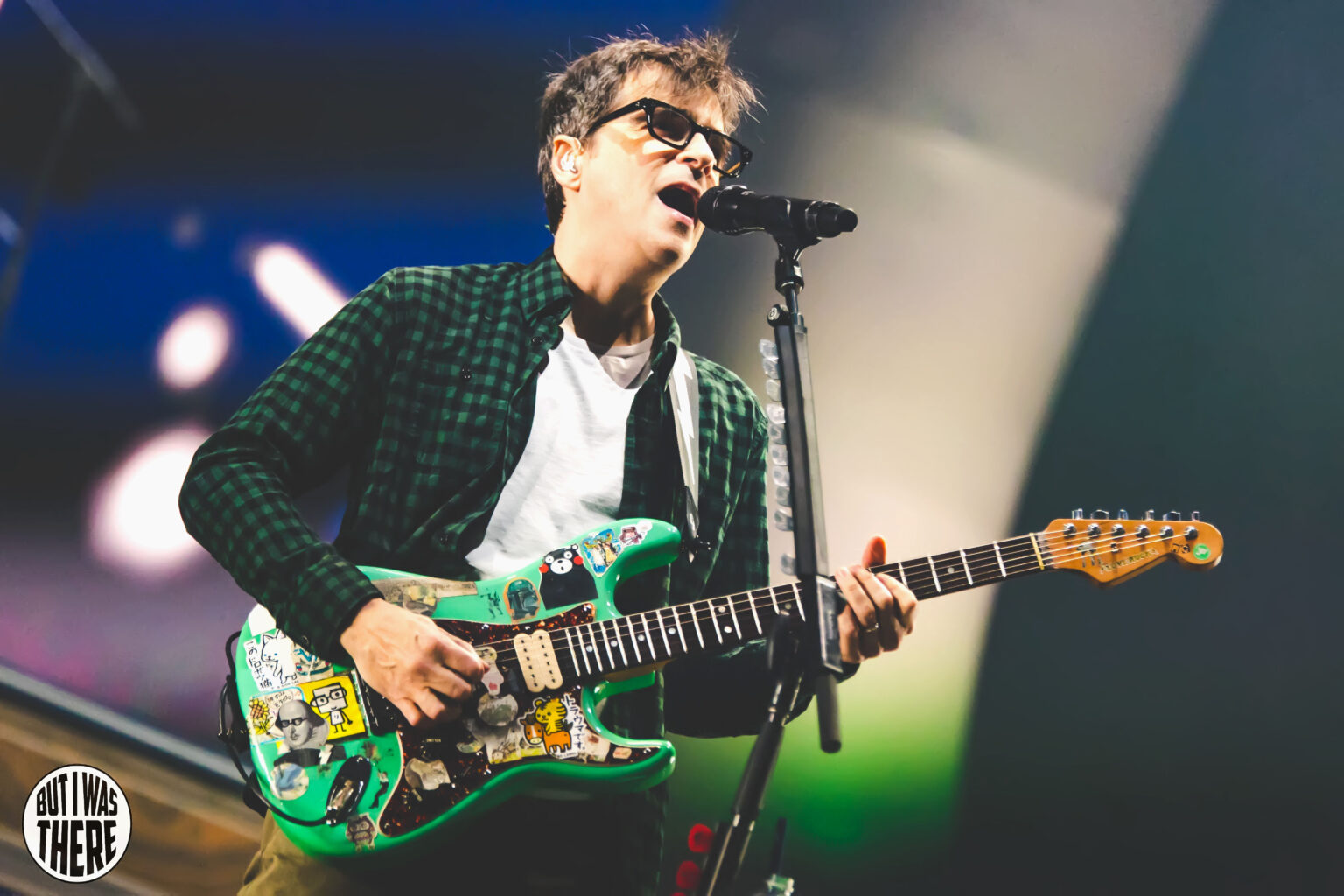 In Focus: Weezer Brings Indie Rock Roadtrip to CMAC