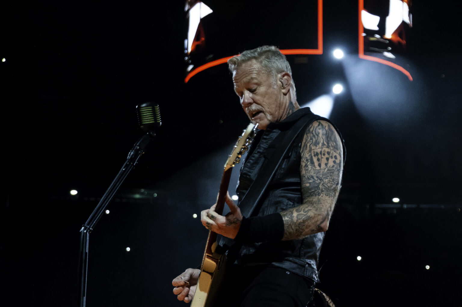 Metallica Night 2 at MetLife Stadium: A Spectacular "No Repeat Weekend ...