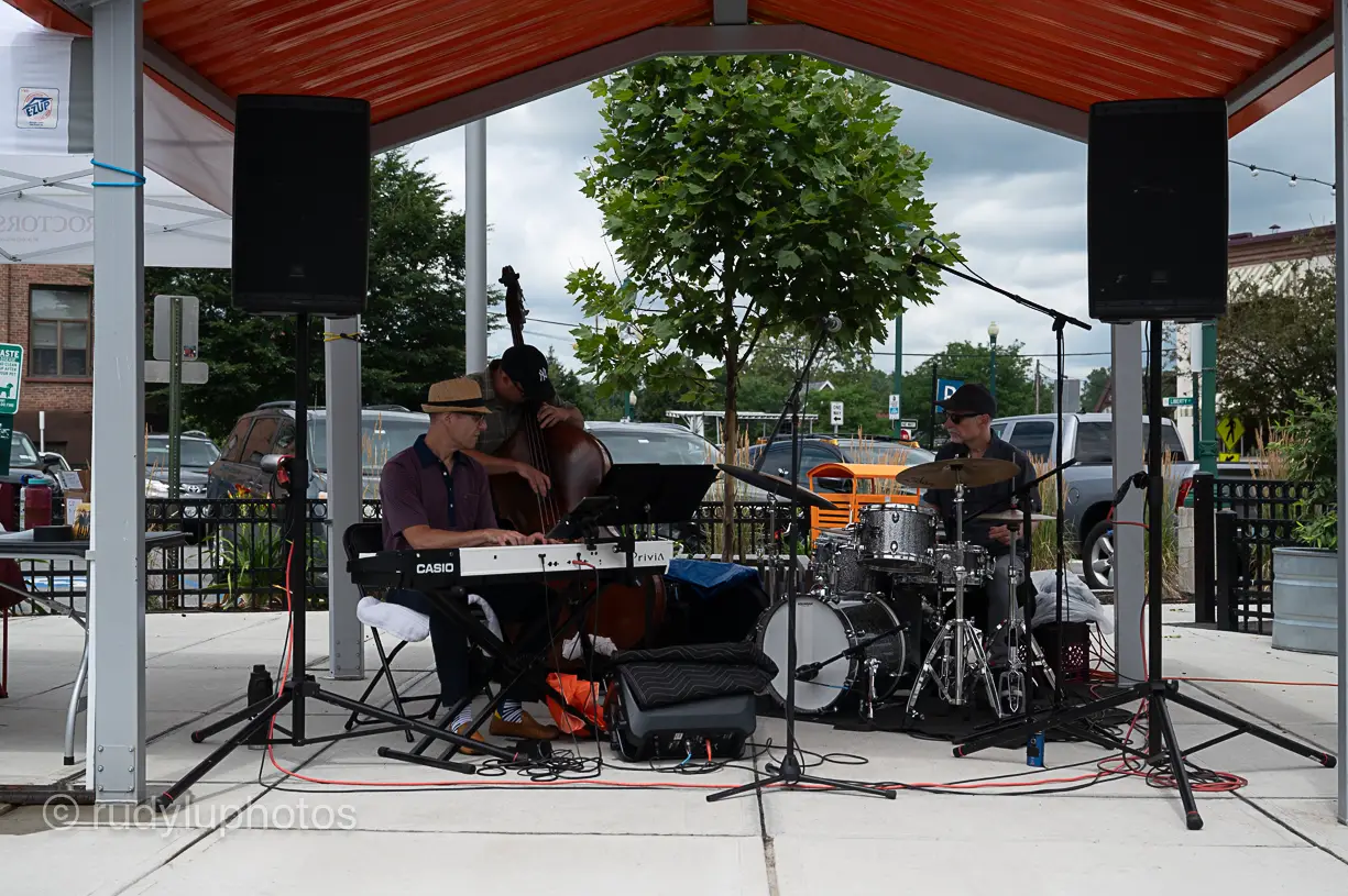 Art D'Echo Trio Enchants at Jazz on Jay A D'Echo Trio enchants NYS Music